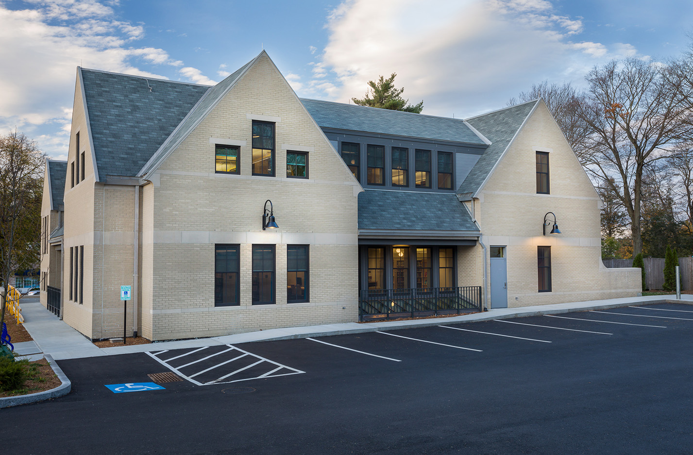Hopkinton Public Library Addition and Renovation - CTA Construction